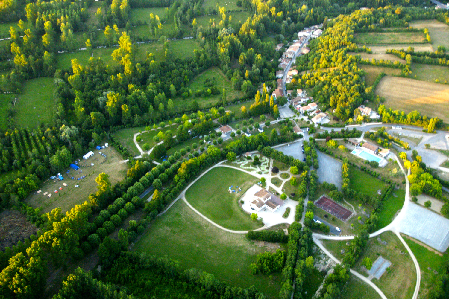 WEB : le site de Sansais - la Garette - le carnet - Piel